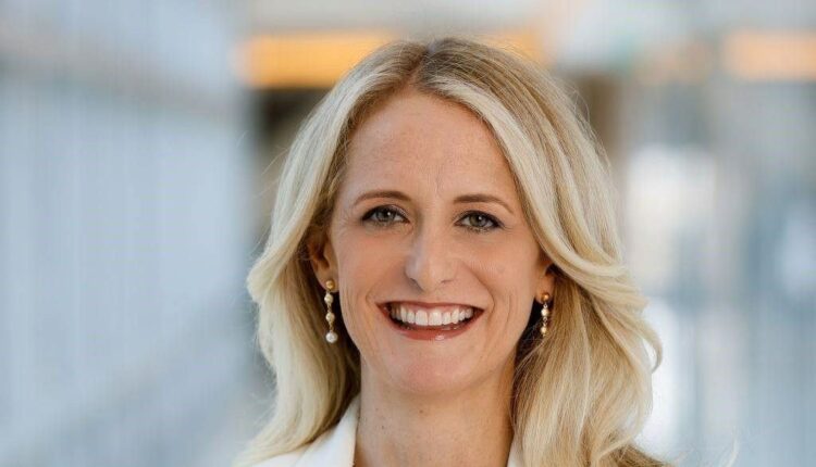 Hyundai Motor America’s Kate Fabian Named a 2022 Automotive News Rising ...